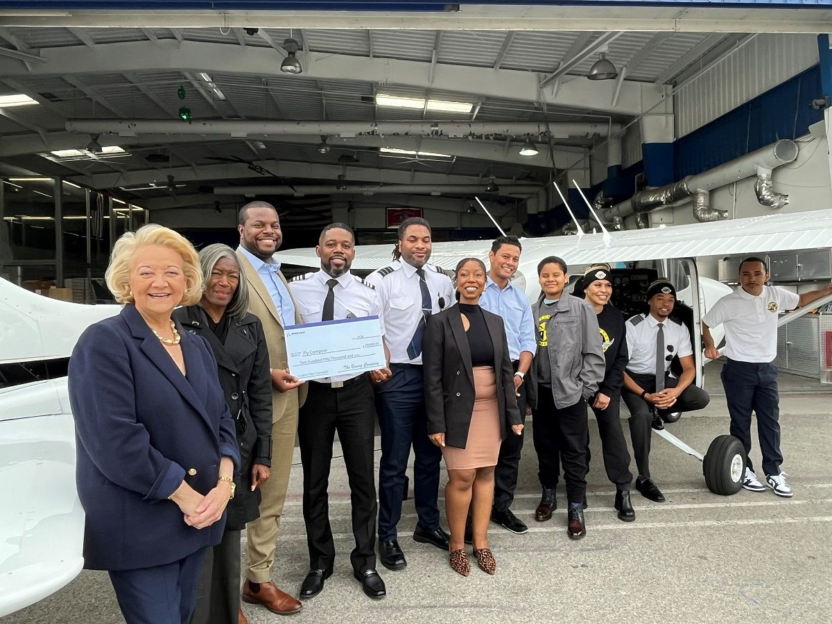 Boeing Awards $950K in Pilot Training Scholarships | Halldale Group